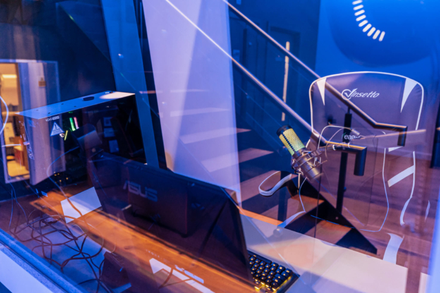 New Meta Gaming Arena - Play New Meta London